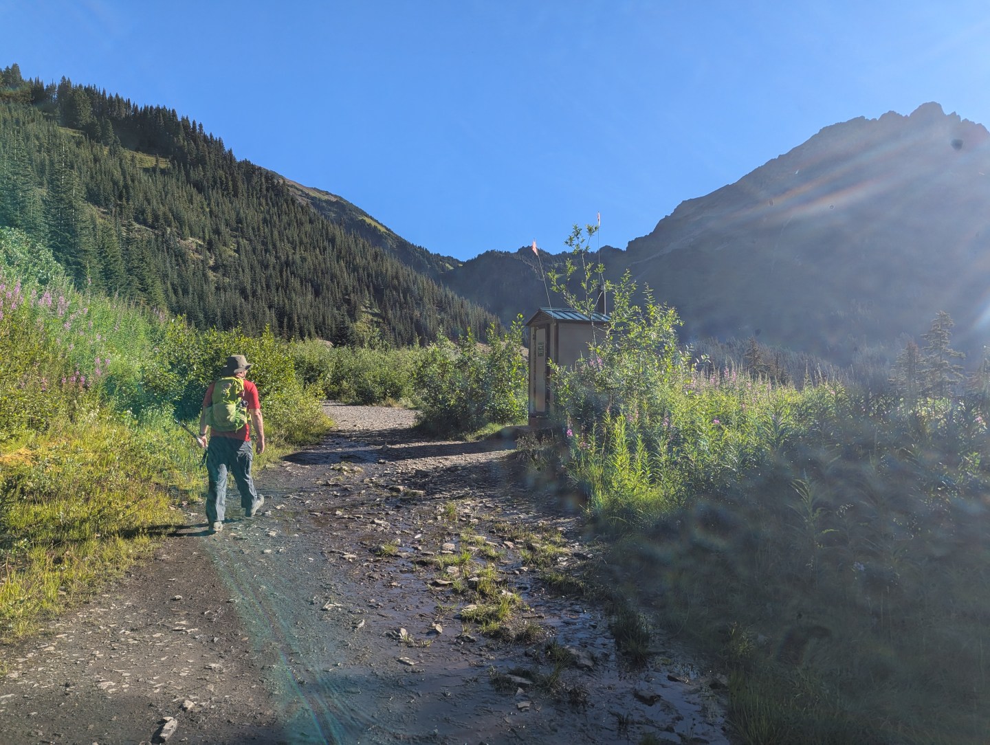 Lady Peak (2178 m) and Mount Cheam (2104 m) – Peak Bliss